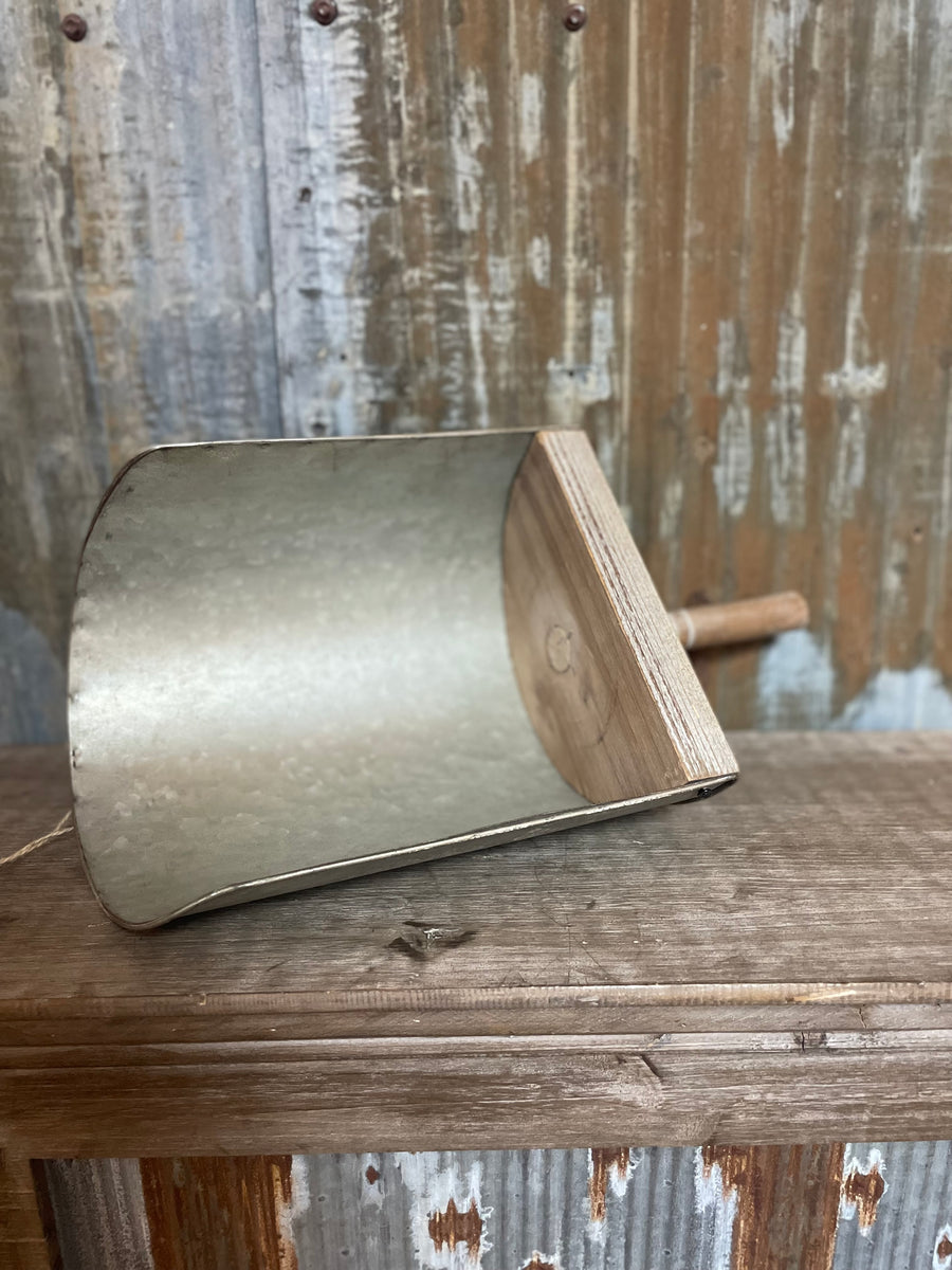 Large Metal Galvanized Scoop – Montana Rustic Accents